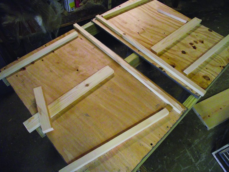 Build A Migratory Pallet | Bee Culture