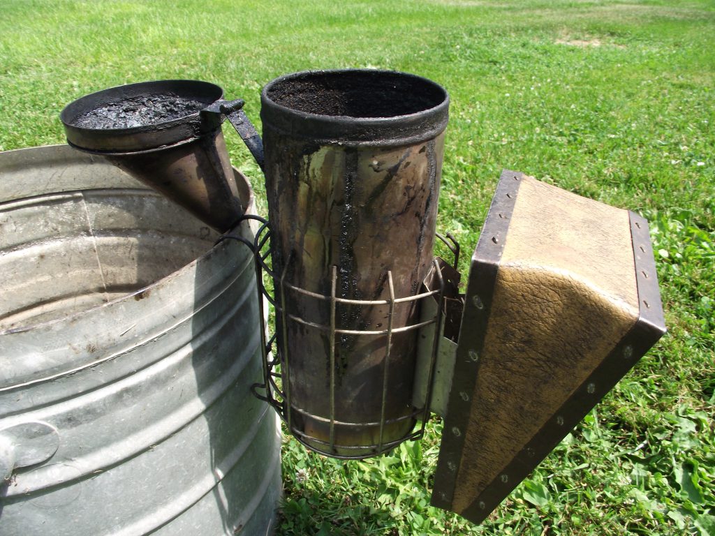 Smoker Basics | Bee Culture